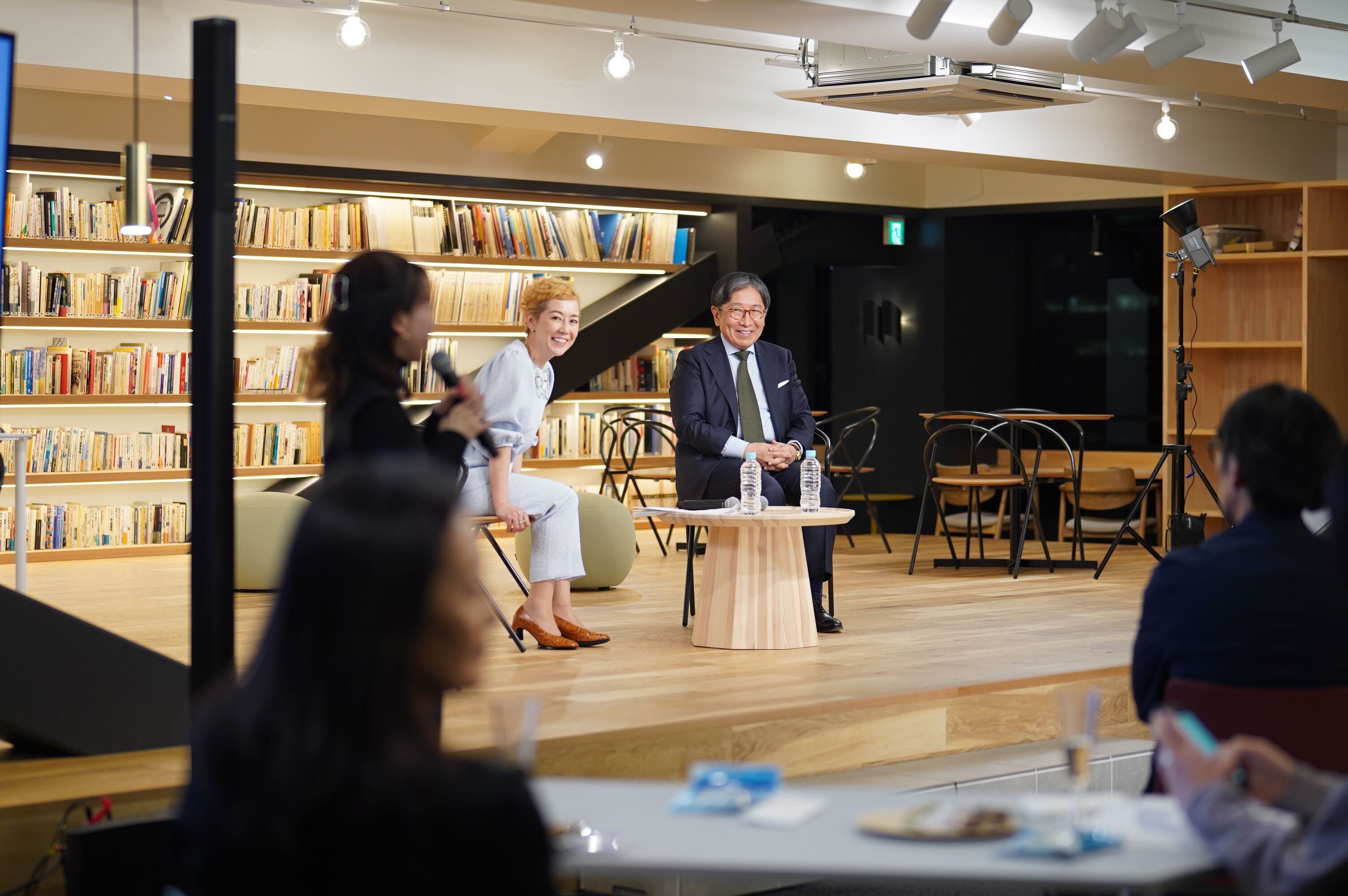 第1回 ANA ART LOUNGEの開催レポートを公開 ｜ NEWS / EVENT ｜ Co-Creation Space Ma